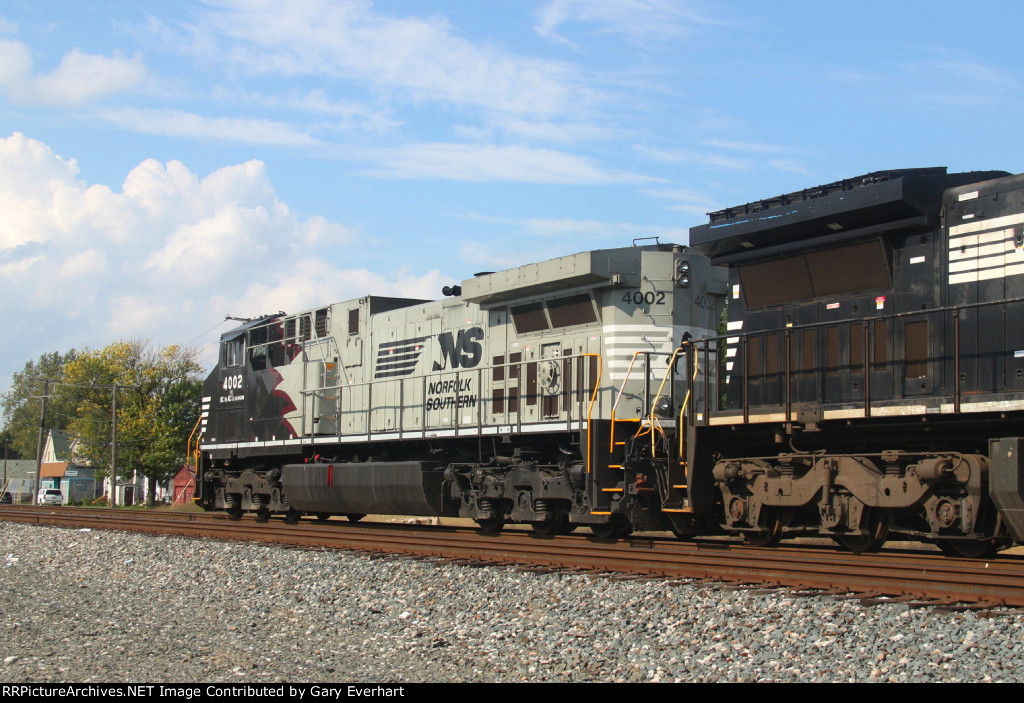 NS AC44C6M #4002 - DC to AC Conversion